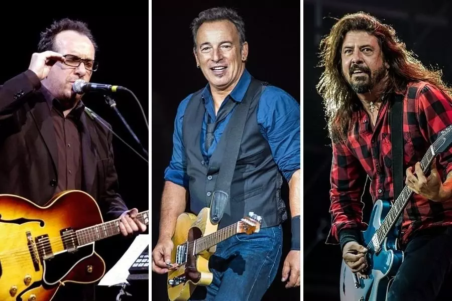 Springsteen, Elvis Costello, Dave Grohl, Joe Strummeri hörmətlə qarşılayır