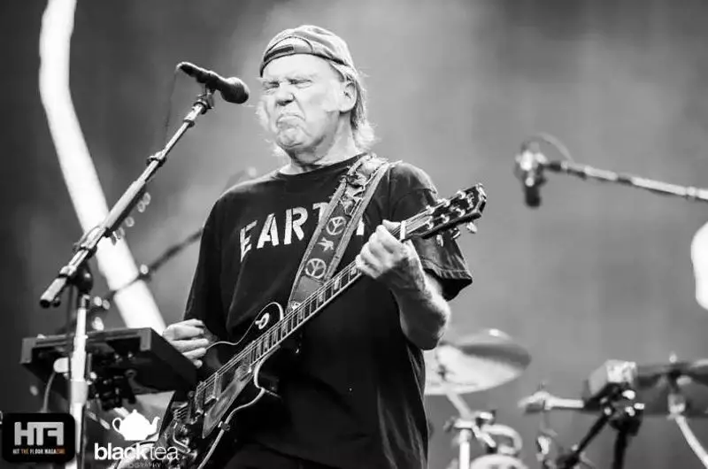 Album Neil Young kirjutas Kurt Cobaini enesetapust