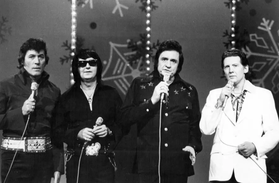 Johnny Cash, Roy Orbison, Elvis Presley-ə Milad ziyarəti