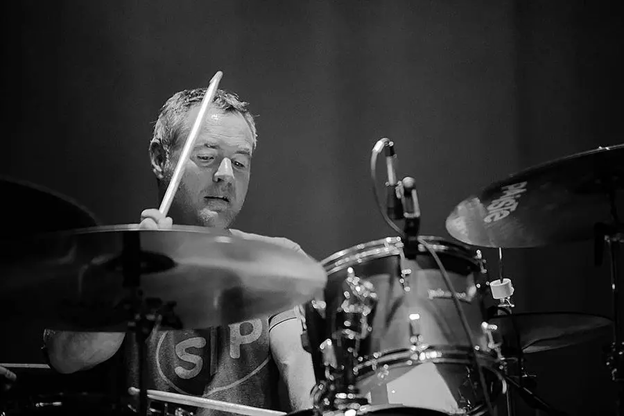 Ang hum drummer nga si Bryan St. Pere namatay sa edad nga 52