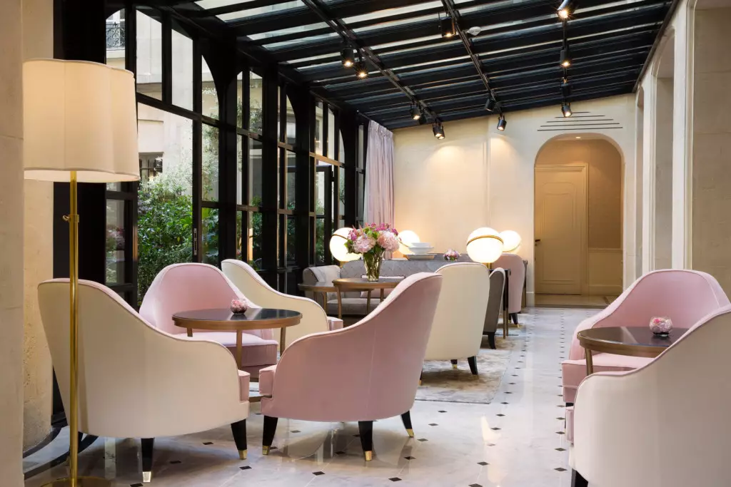 Un hotel para llamar hogar: Le Narcisse Blanc, París