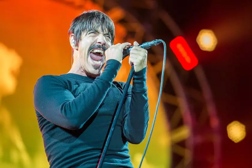 Ludi način na koji je pjevač Anthony Kiedis slomio kičmu