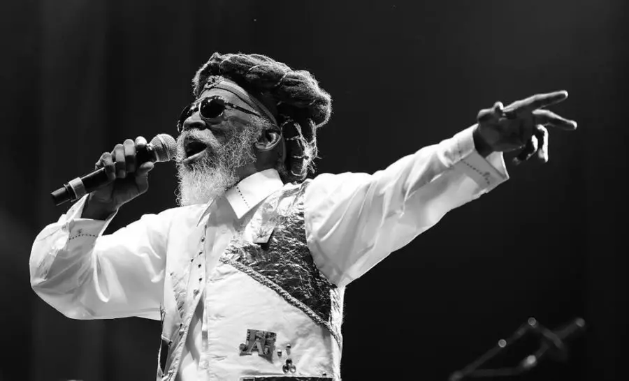 Bunny Wailer von Bob Marley and the Wailers stirbt im Alter von 73 Jahren