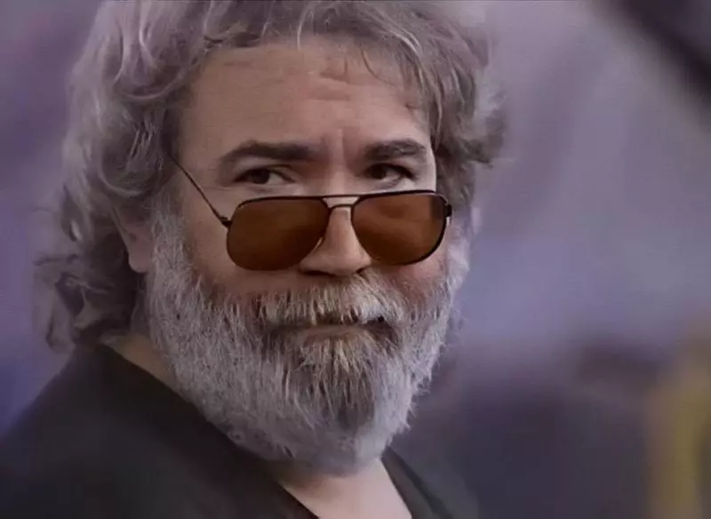 Kuckt dem Jerry Garcia seng lescht Leeschtung mat Grateful Dead