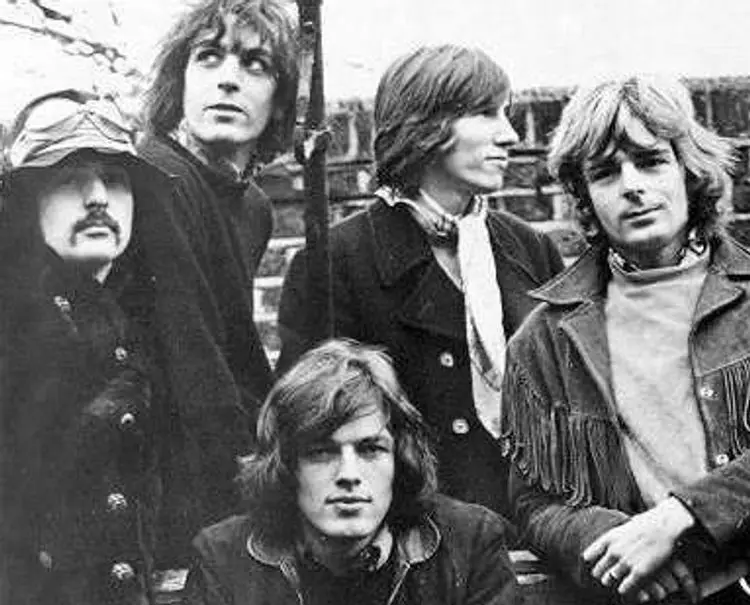 Pink Floyd-en Waters eta Gilmour-ek nola egin zuten 'Comfortably Numb'