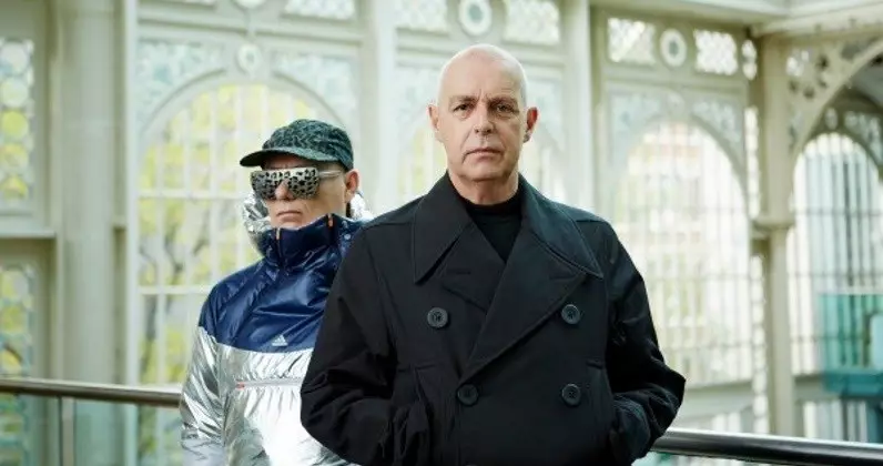 Pet Shop Boys jaqsmu single ġdid 'Cricket Wife'