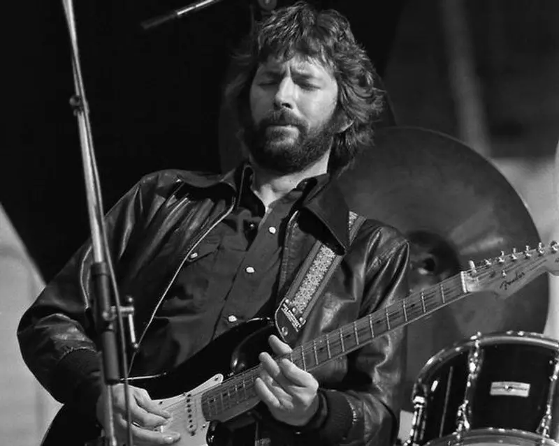 Eric Clapton gitare ari ega paCream's 'White Room'