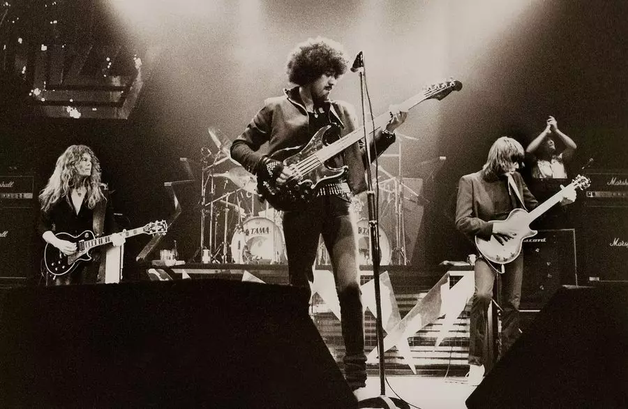 Thin Lizzy ၏ Phil Lynott ၏ ကြေကွဲဖွယ်အဆုံး 11917_1