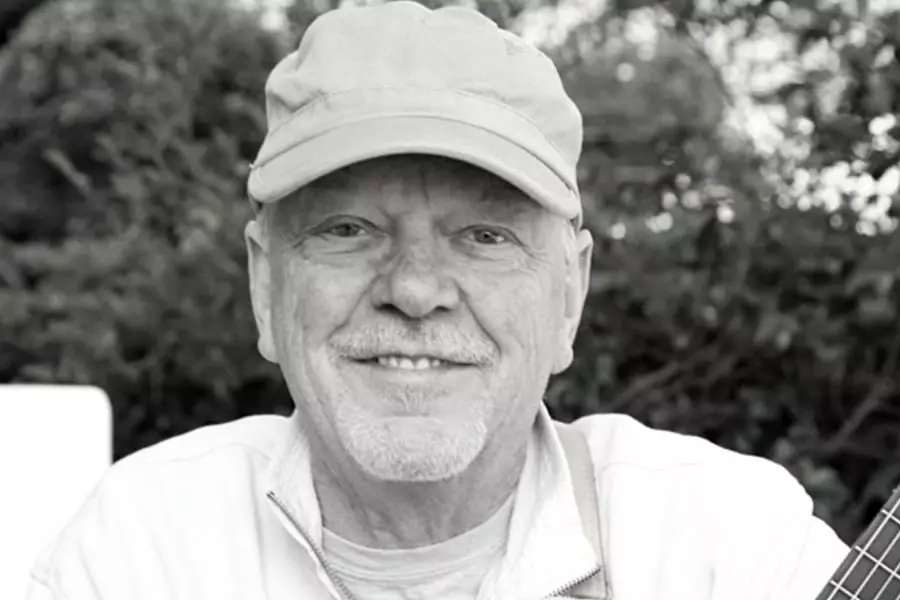 El cofundador de Poco, Rusty Young, mor als 75 anys