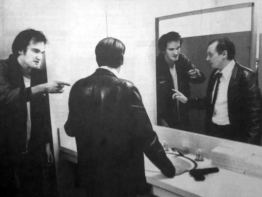 Quentin Tarantino och Steve Buscemi arbetar på "Reservoir Dogs"