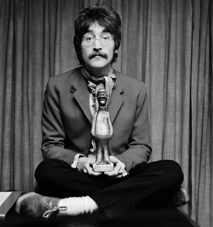 "Lagu obat" John Lennon sing dadi klasik Beatles