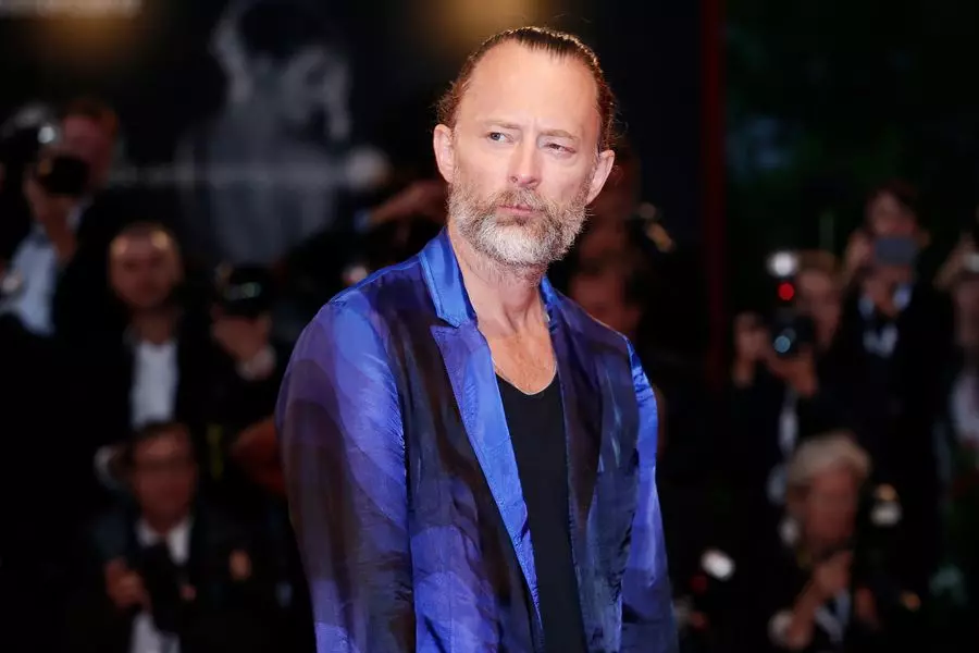 It beskamsume earste album dat Thom Yorke ea kocht hat