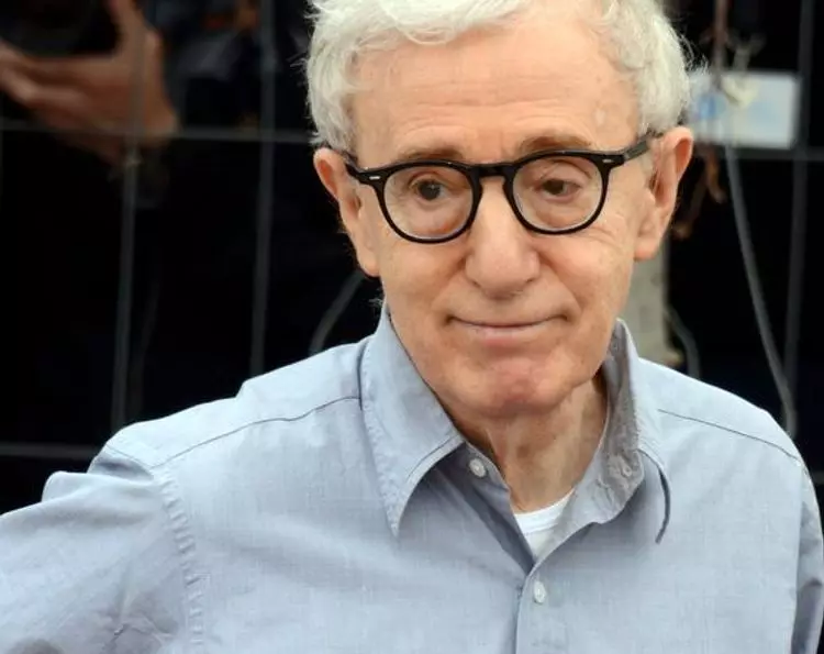 Woody Allen: "Kuv yeej tsis xav txog kev so haujlwm"