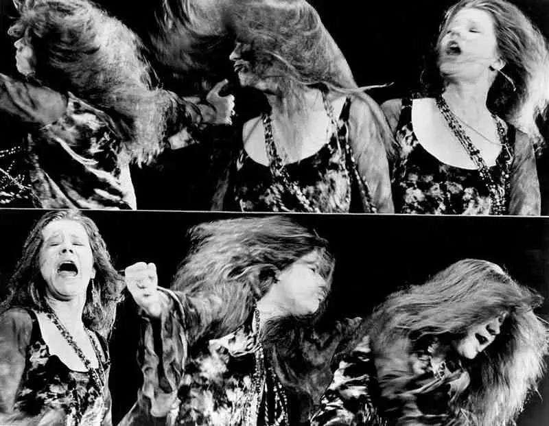 មើលការសម្តែងរបស់ Monterey Pop Festival 1967 របស់ Janis Joplin