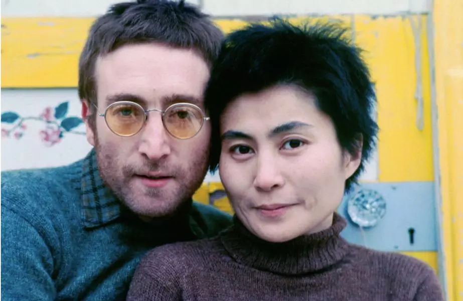 Bộ sưu tập Ban nhạc Ono bằng nhựa của John Lennon đang được phát hành lại