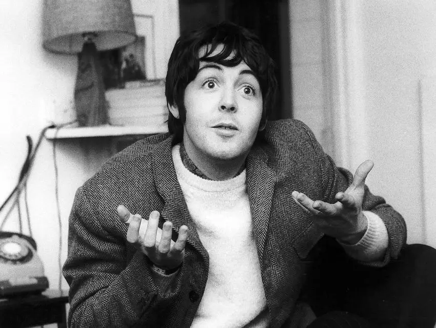 Paul McCartneyn yksittäinen laulu The Beatlesin Oh Darlingissa