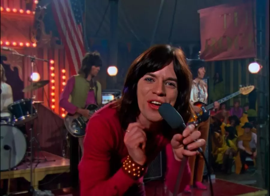 The Rolling Stones wuxuu ciyaaray 'Mar walba ma heli kartid waxaad rabto' 1972