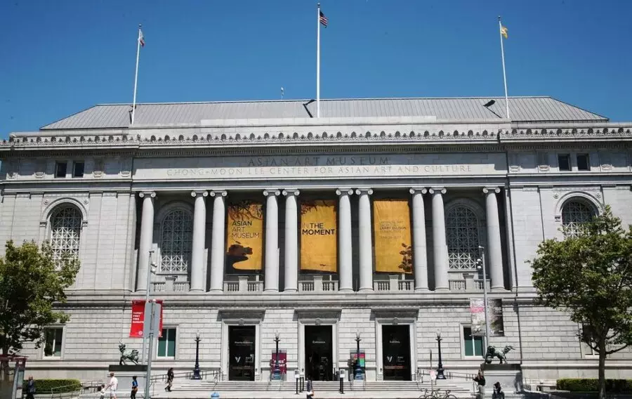 O Museo de Arte Asiático de San Francisco eliminará unha estatua do seu fundador