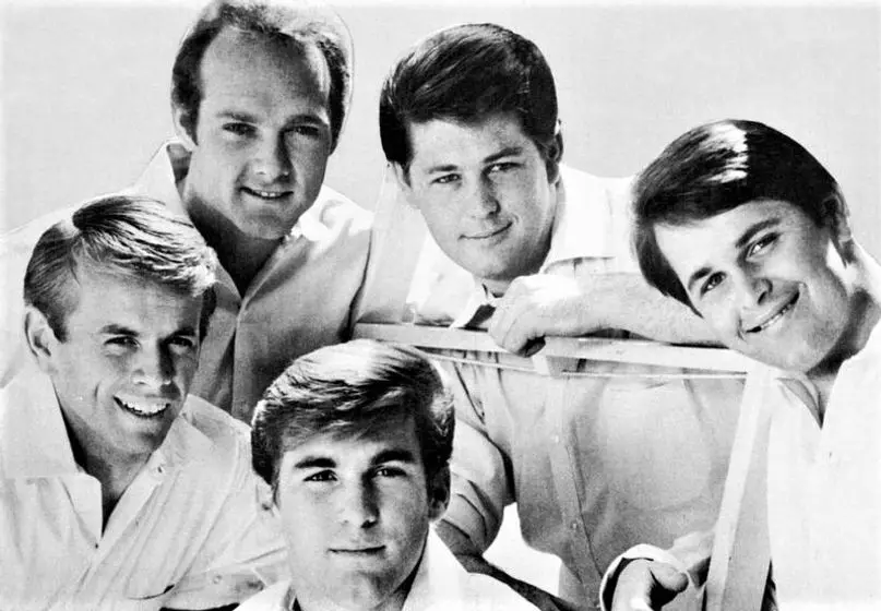 The Beach Boys тобының 'Surfer Girl' фильмінің алғашқы қайғылы жазбасы