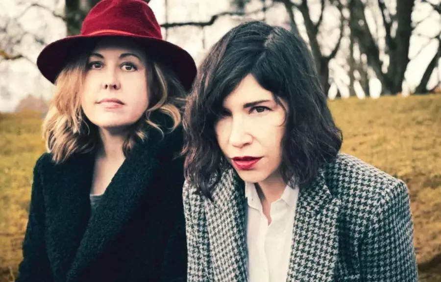 Sleater-Kinney ruge de volta com 'High in the Grass'