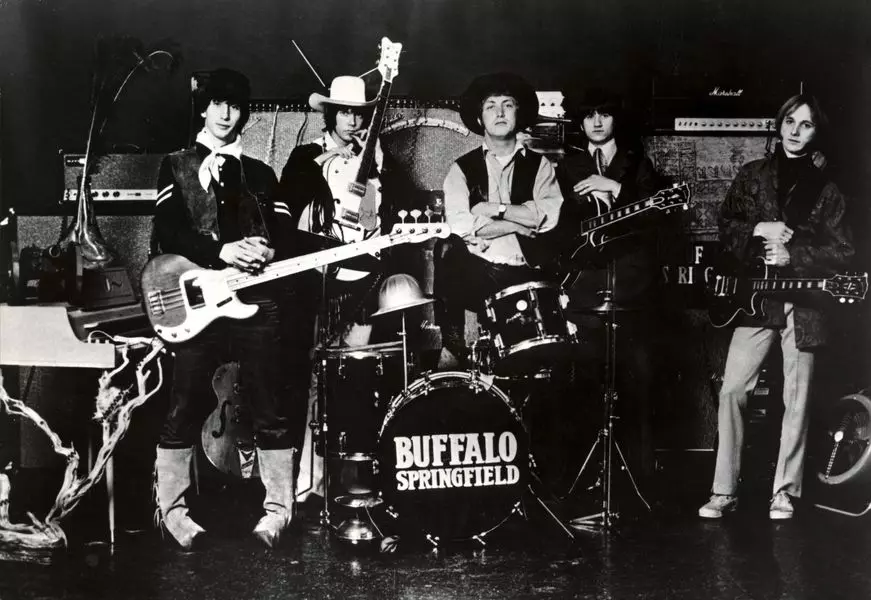 Kiel Neil Young kaj Stephen Stills formis Buffalo Springfield