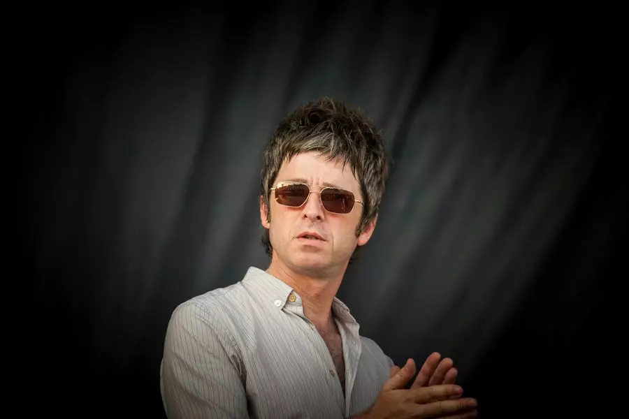 Noel Gallagher conserva un ritaglio di Pep Guardiola nel suo studio
