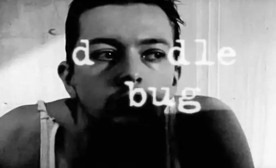 Перегляньте перший короткометражний фільм Крістофера Нолана «Doodlebug»