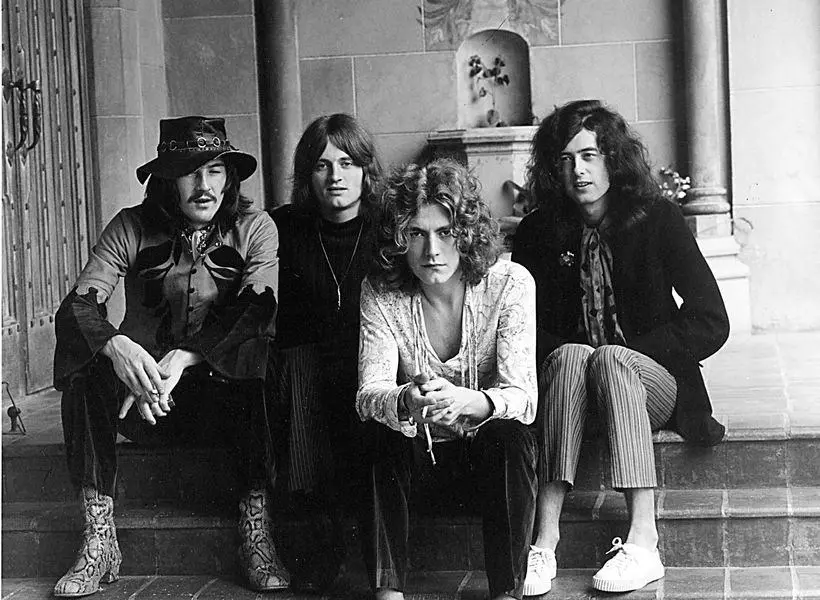 Lub 90s rap song uas siv Led Zeppelin's 'Kashmir'