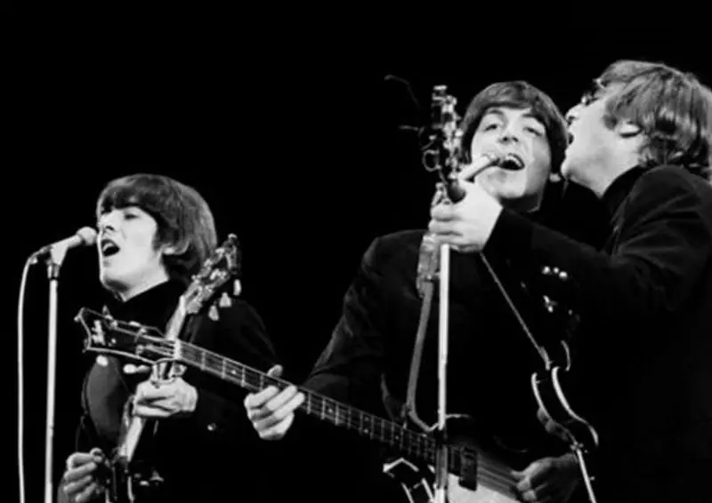 Muka depan Beatles klasik dirakam dalam satu pengambilan
