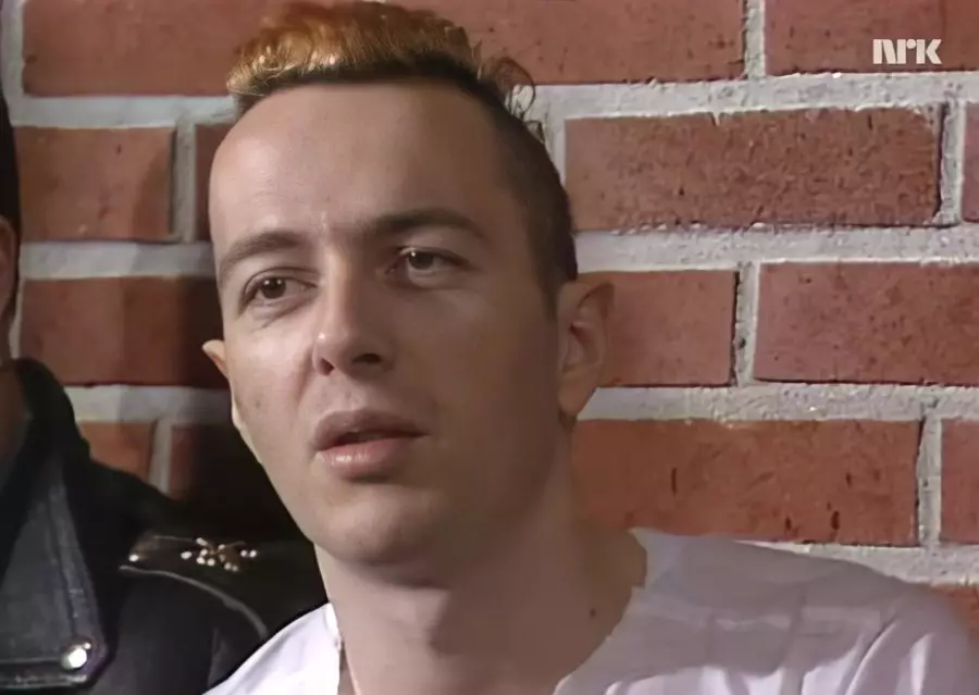 The Clash အဆိုတော် Joe Strummer သည် ဂီတကို အဘယ်ကြောင့် မကြိုက်သနည်း။