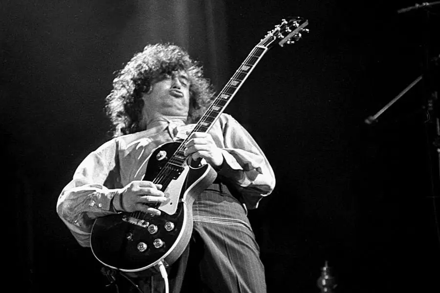 Jimmy Page a láska k jeho obľúbenej gitare