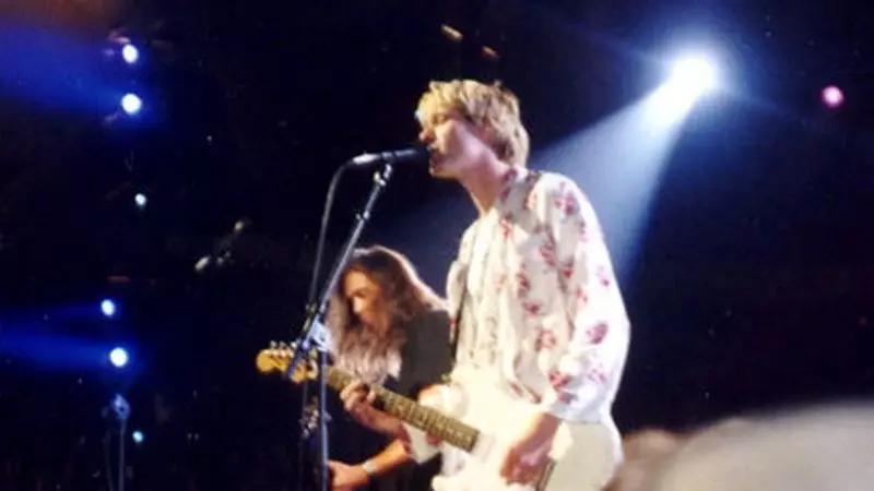 Kurt Cobain กำลังคิดที่จะฉายเดี่ยวตามที่ผู้จัดการของ Nirvana กล่าว