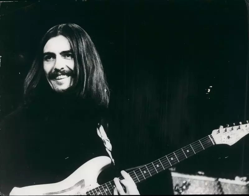 George Harrison သည် "အကောင်းဆုံး rock 'n' roll" ဂစ်တာသမားကို ရွေးချယ်ခဲ့သည်။