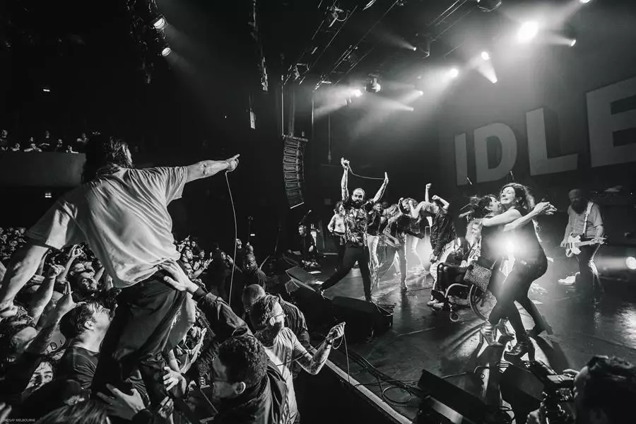 IDLES pridali ďalšie dátumy k hlavnému turné po Veľkej Británii a Írsku v roku 2021