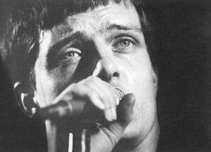 Joy Division yn gorchuddio 'Sister Ray' The Velvet Underground