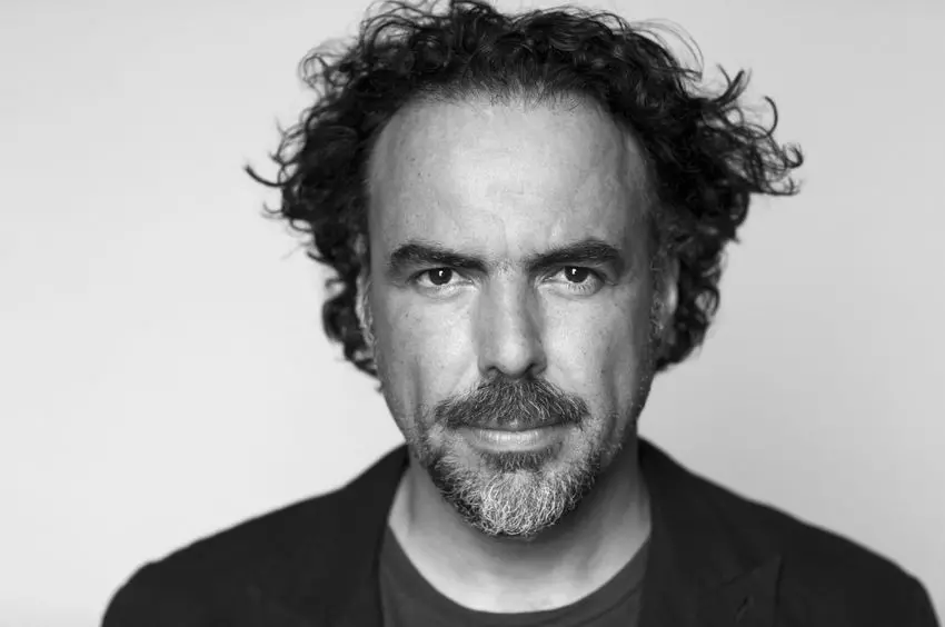 Alejandro Iñárritu mampitaha ny sarimihetsika maoderina amin'ny "mpivaro-tena"