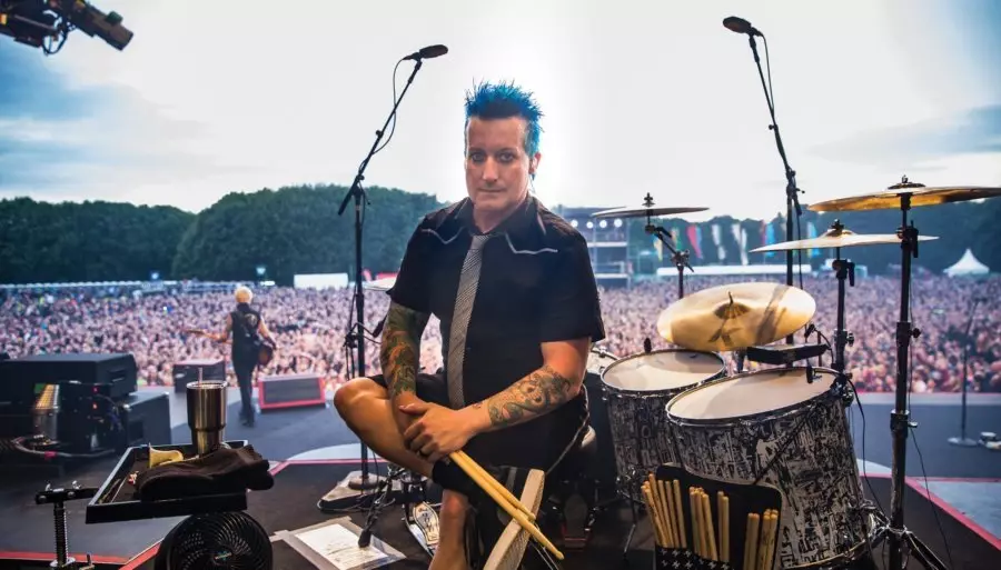 Green Day Drummer Tre Cool "Green Dayдын жашоосун өзгөрткөн" спектаклин эстейт