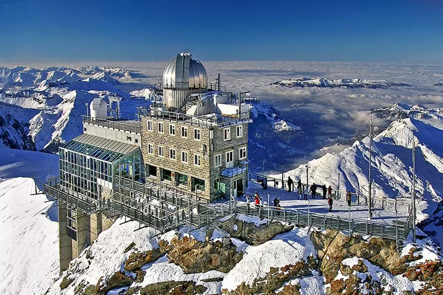 Sfenks Gözlemevi, İsviçre