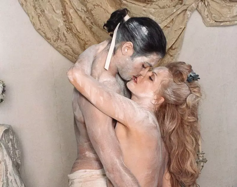 Ольгадағы Беттина Реймстің эротикалық фотографиясын зерттеу