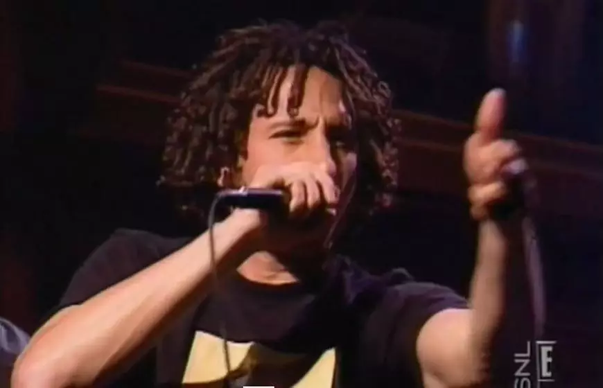 Rage Against The Machine Play Killing in the Name The Word