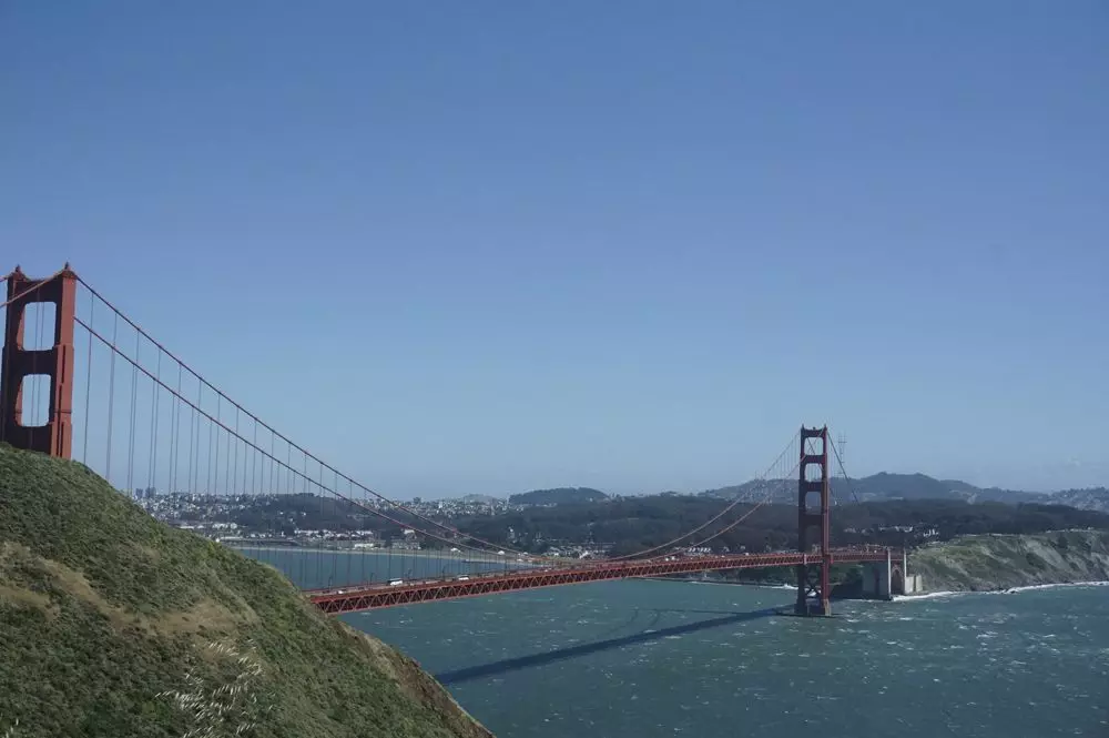 Сан-Францискога бару өчен Far Out-ның тулы кулланмасы