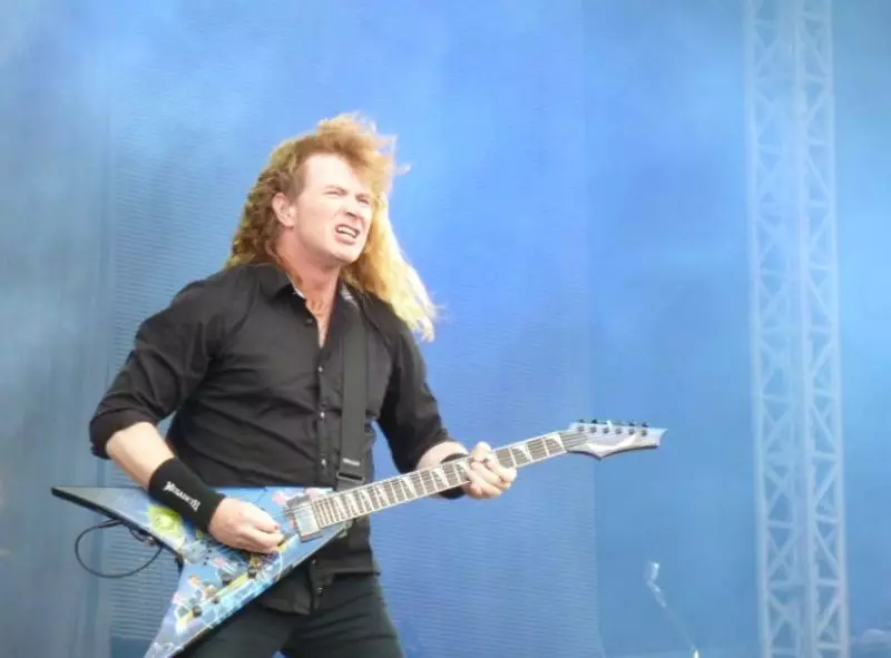 Dave Mustaine de Megadeth ahora está "100% libre de cáncer"