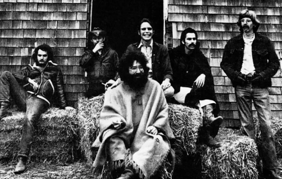 უყურეთ The Grateful Dead-ის ყველაზე ადრეულ კადრებს 1966 წელს