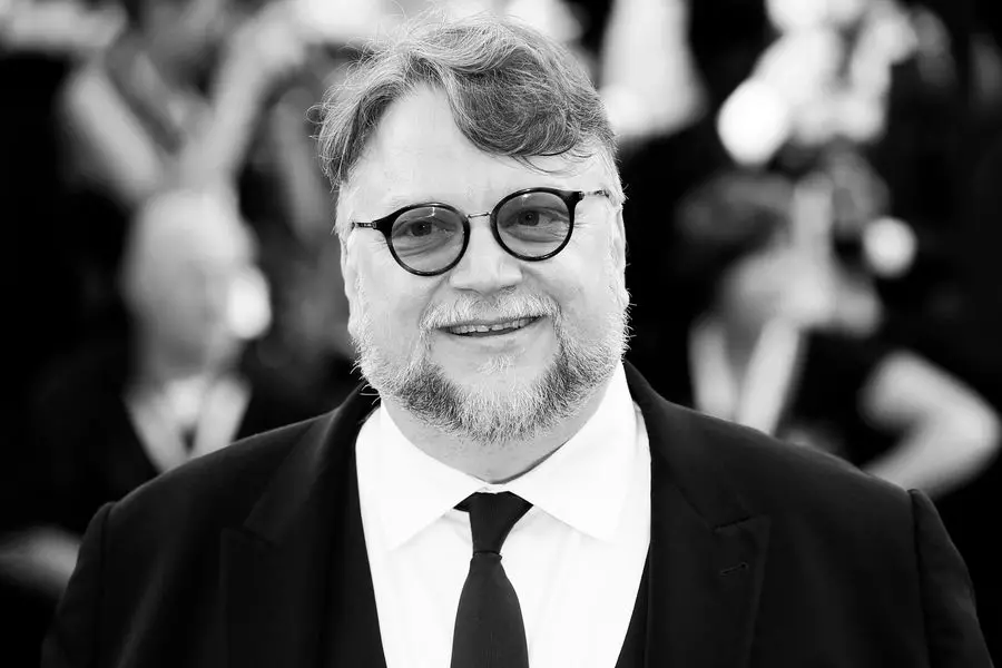 Il-film tal-orrur tas-snin tmenin Guillermo del Toro imsejjaħ "kapolavur"