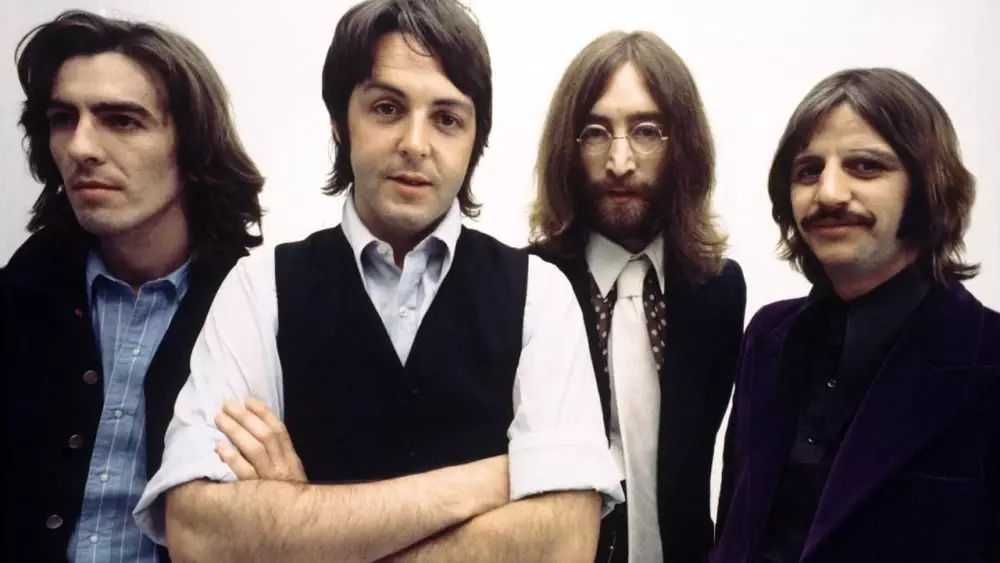 "Carta dividida" dos Beatles está em leilão