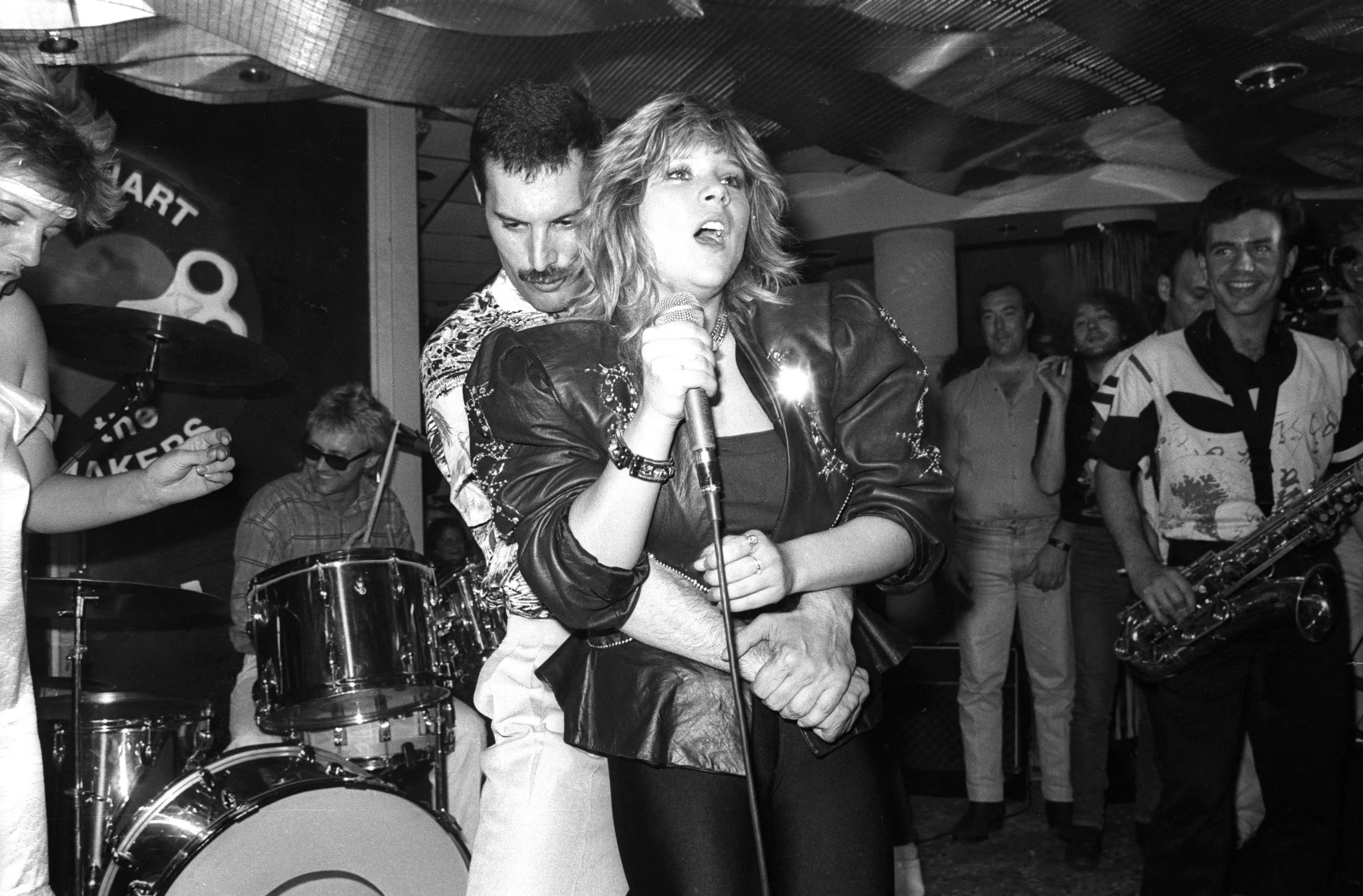 Uppriktiga bilder av den legendariska Queen after-show-festen 1986 5061_16