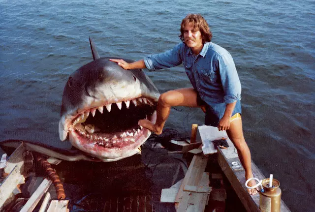 នៅពីក្រោយឆាកនៃស្នាដៃនិពន្ធរបស់ Steven Spielberg 'Jaws' 6169_14