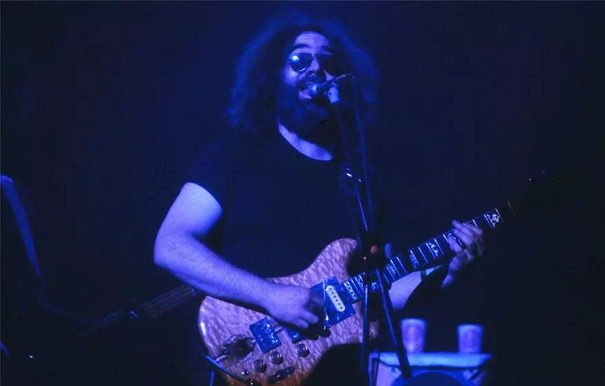 Hur The Grateful Deads Jerry Garcia fick sin första gitarr