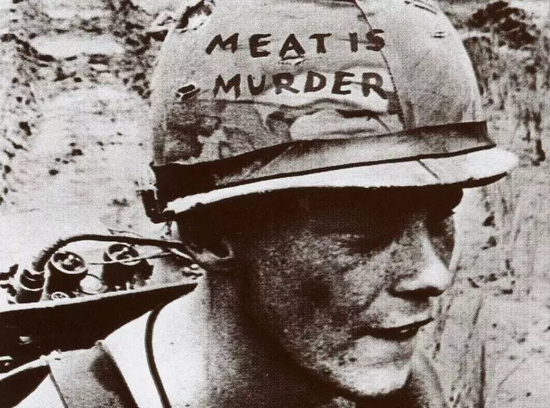 បទចម្រៀង The Smiths' Meat Is Murder ជាប់ចំណាត់ថ្នាក់ពីល្អបំផុតទៅអាក្រក់បំផុត។