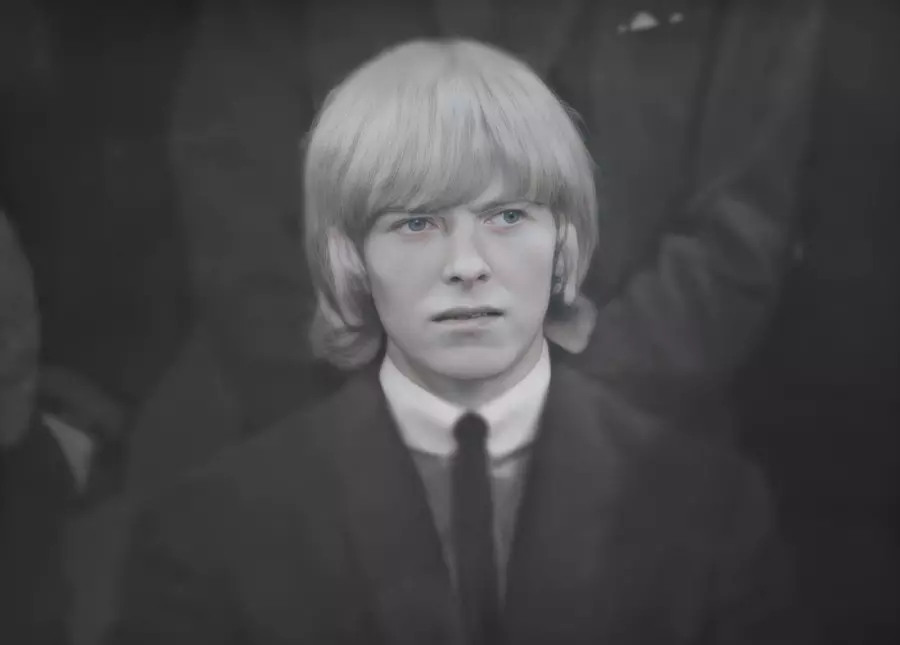 Sehen Sie sich einen pre-fame David Bowie in seinem allerersten TV-Interview an